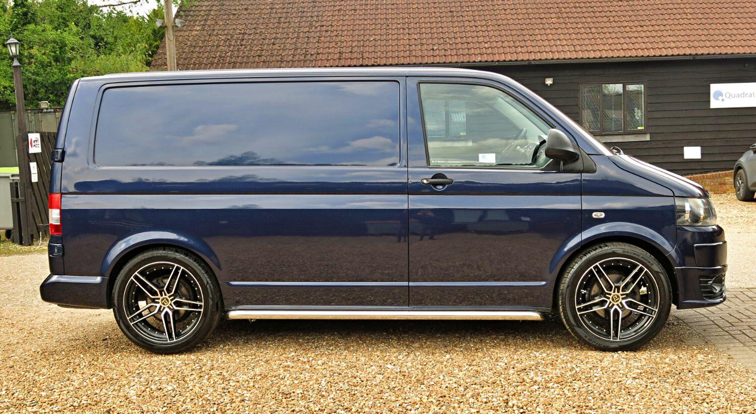 Used VOLKSWAGEN TRANSPORTER 2012 Blue in Hook, Hampshire | UNIQUE ...