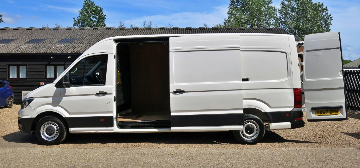 SOLD - Used VOLKSWAGEN CRAFTER 2017 White in Hook, Hampshire | UNIQUE ...