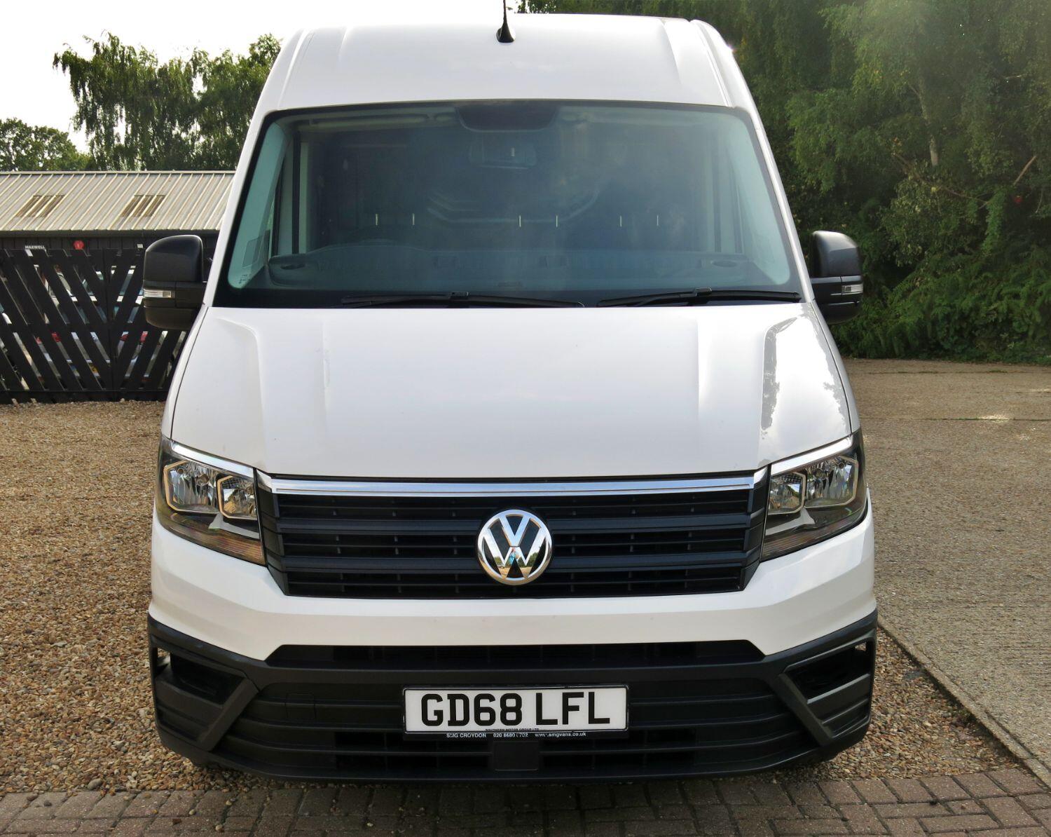 Used VOLKSWAGEN CRAFTER 2019 White in Hook, Hampshire | UNIQUE ...
