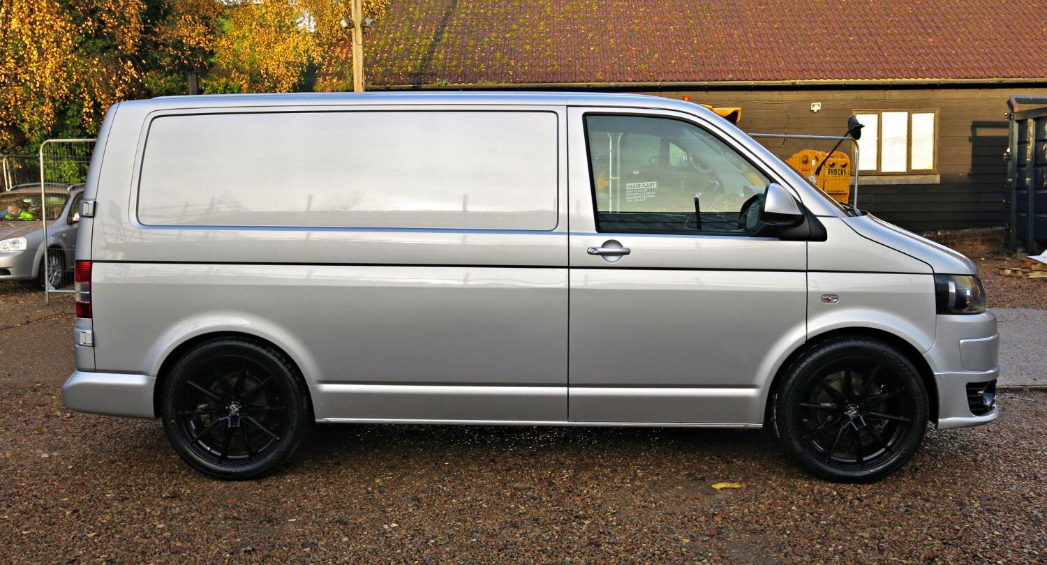Used VOLKSWAGEN TRANSPORTER 2014 Silver in Hook, Hampshire | UNIQUE ...